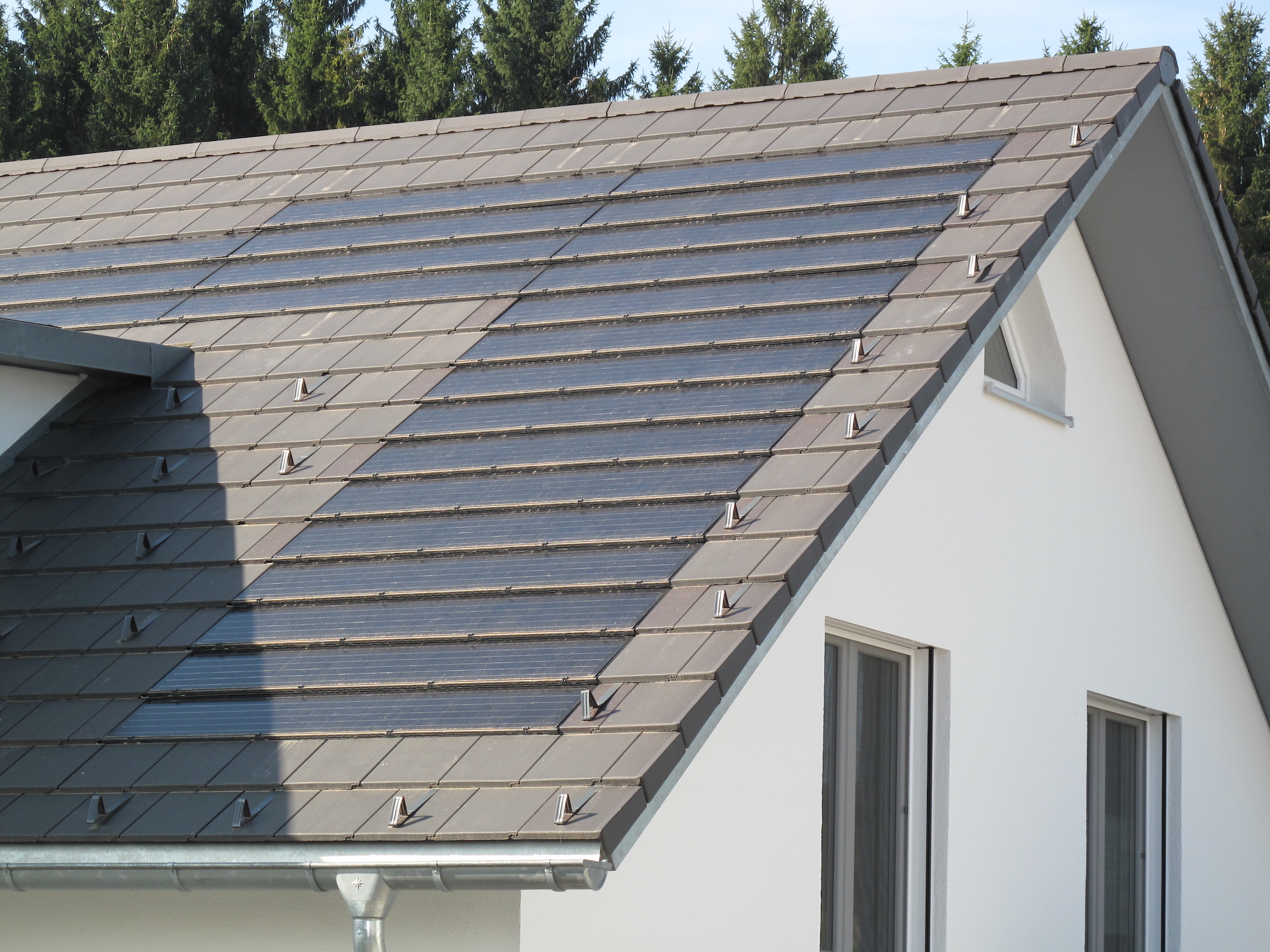 Katusekivide hind on muutunud plekist soodsamaks | kodus.ee