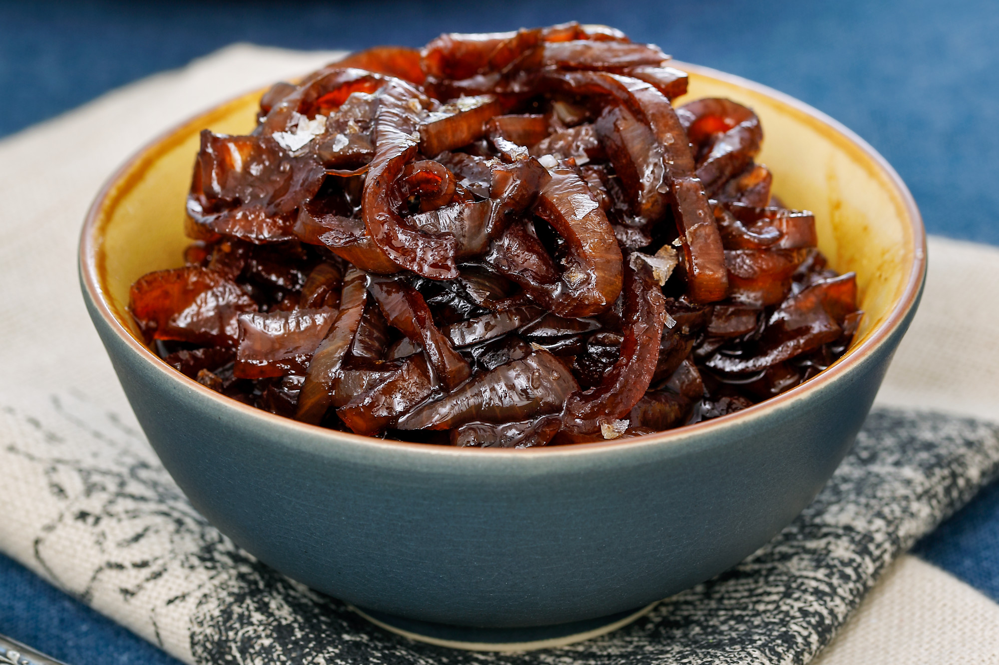 Ahjus küpsetatud sibulamarmelaad | kodus.ee